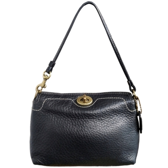 Coach | Bags | Coach Chelsea Pebble Leather Large Capacity Wristlet W ...